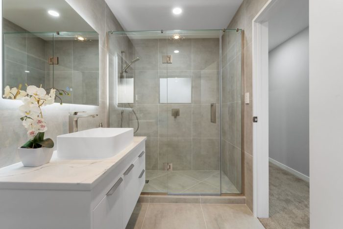 Summit Glass | Double Disc-Balustrade